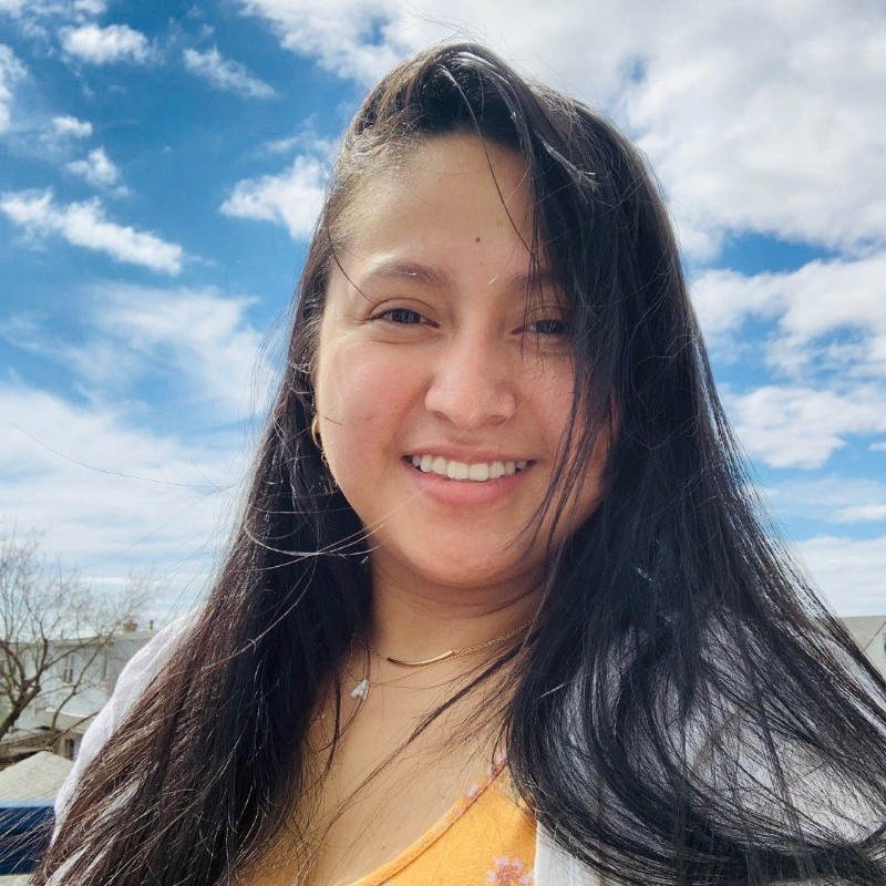 Sofia Ortíz(@mejia-ortiz) | เรื่องราว Snapchat ตลอดจน Spotlight และเลนส์