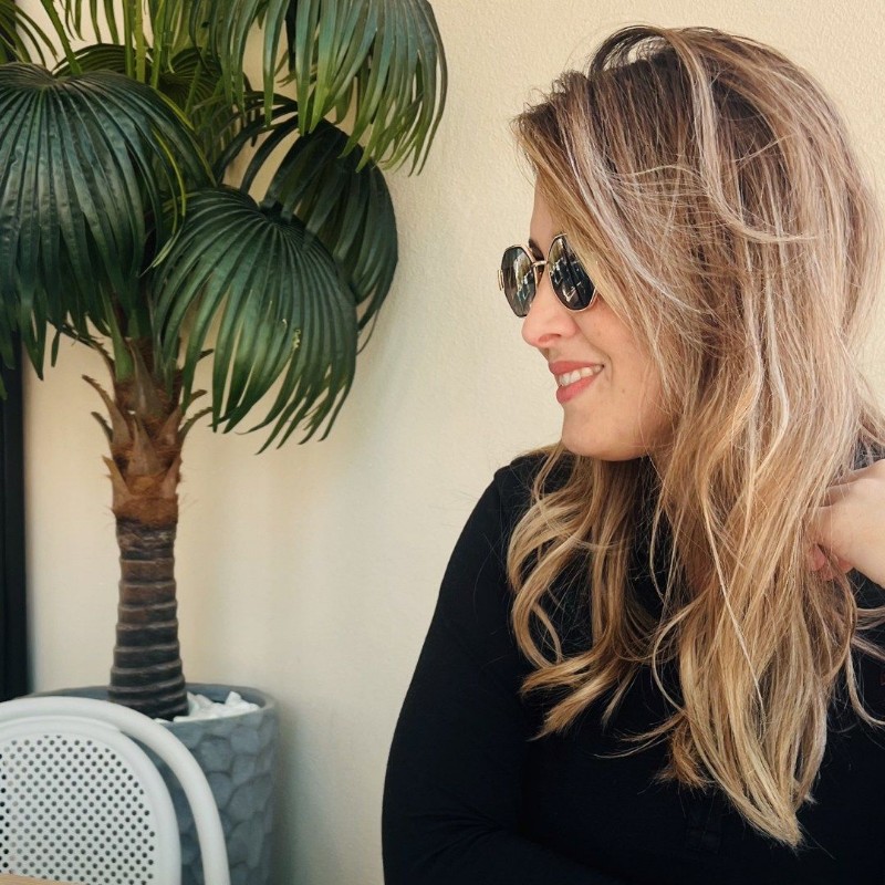 Melek Mbarki (@melekmbarki) | Snapchat Stories, Spotlight & Lenses