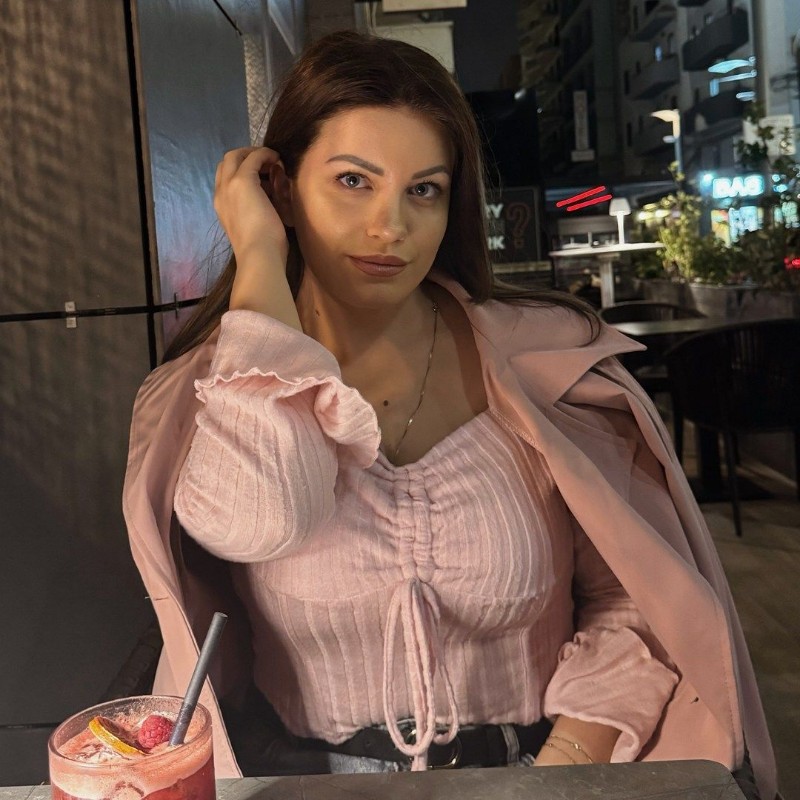 𝑀𝑒𝓁𝒾𝓀𝒶 𝐵𝑒𝒿𝓉𝒾𝒸 (@melika_bejtic) | Snapchat Stories, Spotlight & Lenses