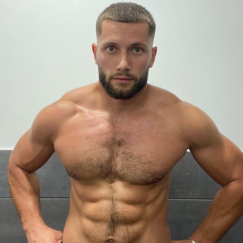 Melvin Brief (@melvinbriefoff) | Snapchat Stories, Spotlight & Lenses