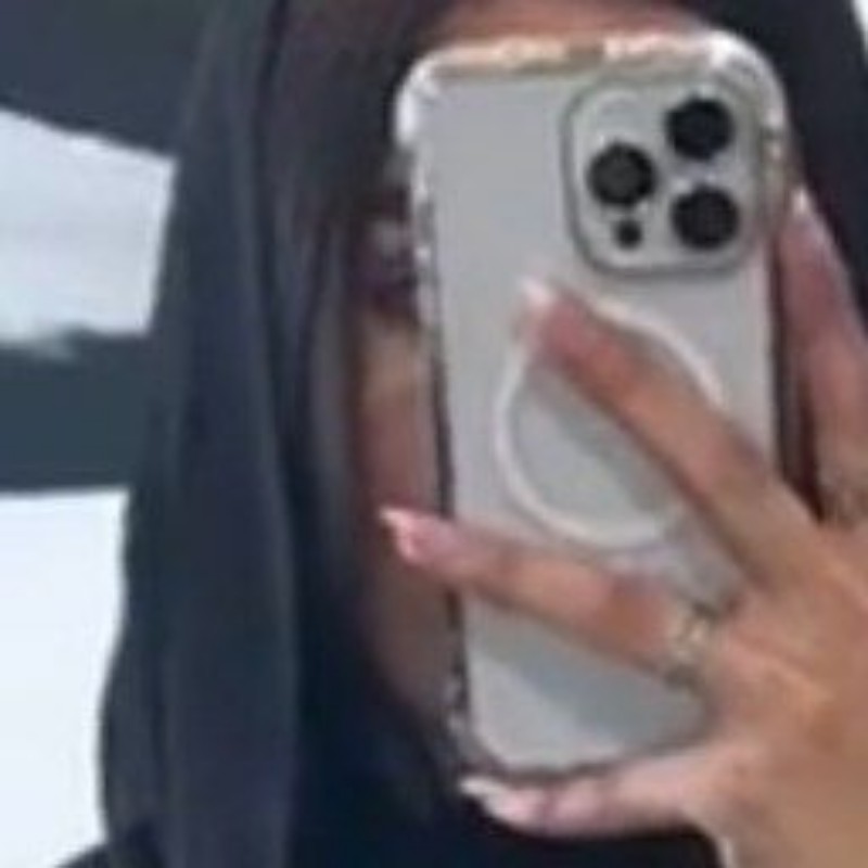 mema🕊 (@mema_almarar) | Snapchat Stories, Spotlight & Lenses