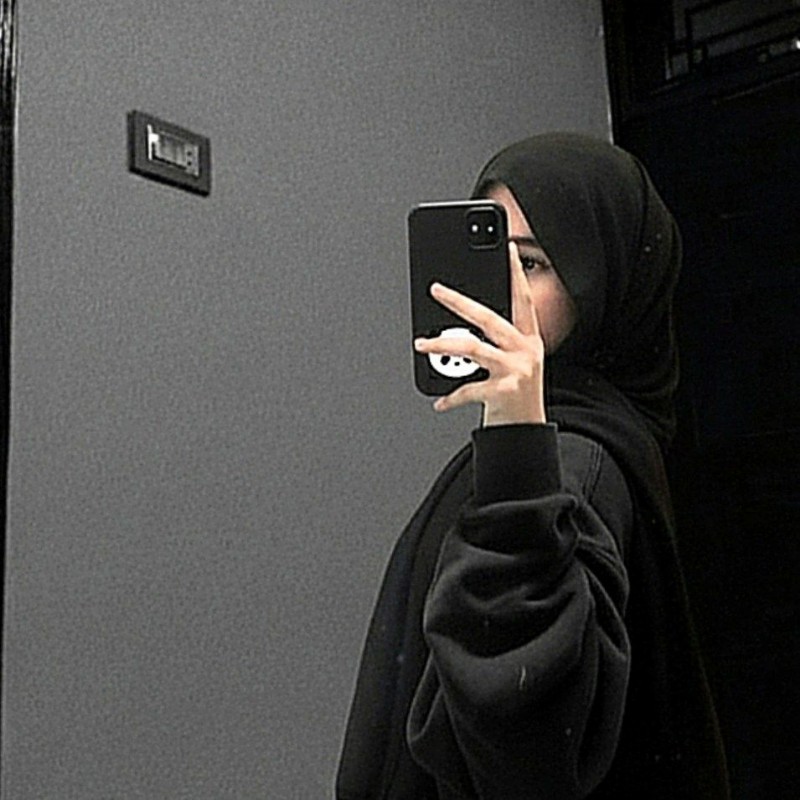 𝙀𝙈𝘼𝙉 𝘼𝙒𝘼𝙉 ♡ (@meo121) | Snapchat Stories, Spotlight & Lenses