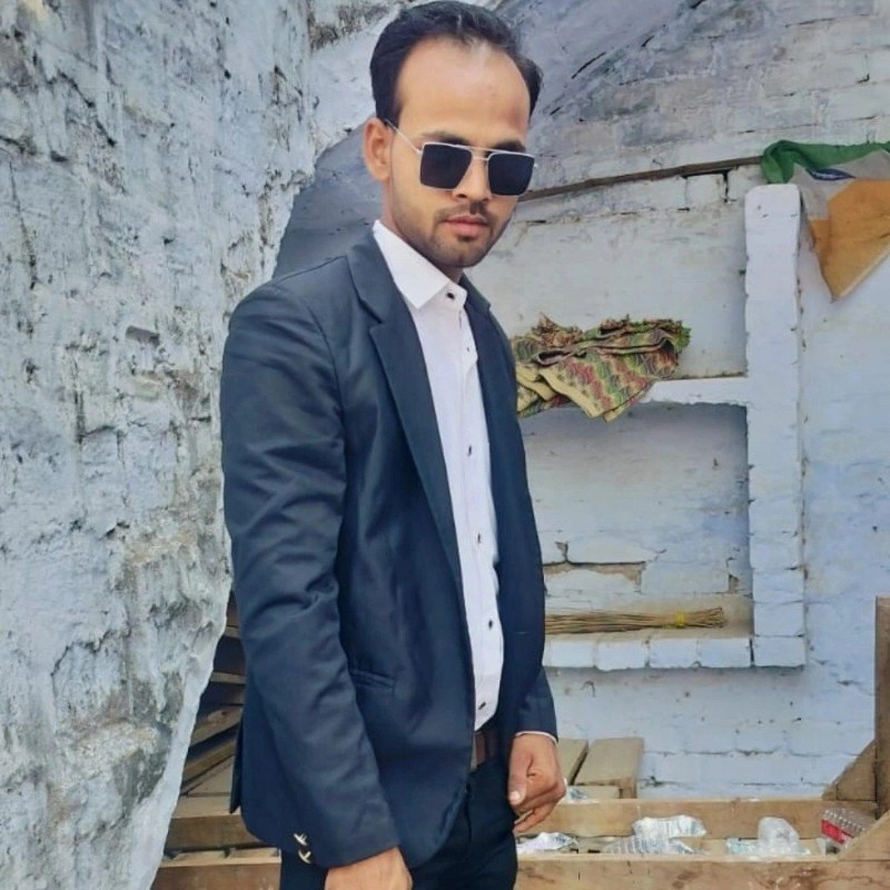 Meraj (@meraj20252633) | Snapchat Stories, Spotlight & Lenses