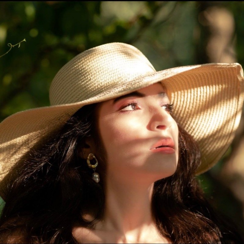 Mira 🦩 (@mermaid-mira) | Snapchat Stories, Spotlight & Lenses