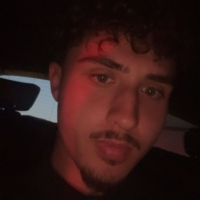 Mert 7 (@mert.s7) | Snapchat Stories, Spotlight & Lenses