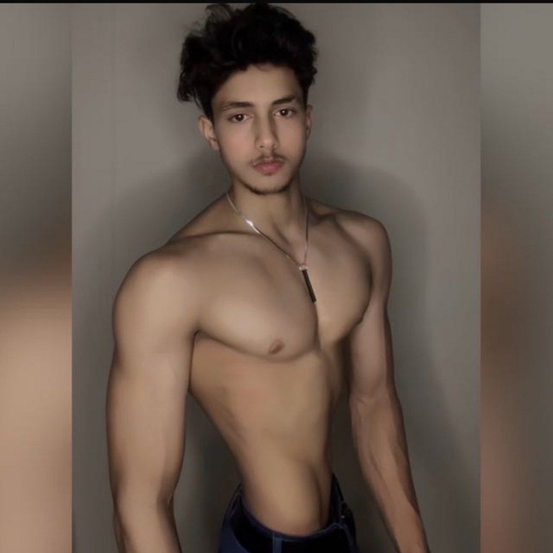 Mian Faizan67 (@mianfaizan6677) | Snapchat Stories, Spotlight & Lenses