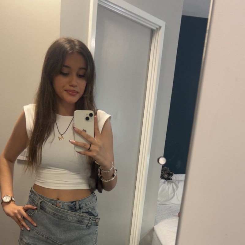 Mia Ritchie (@miaritchie2023) | Snapchat Stories, Spotlight & Lenses