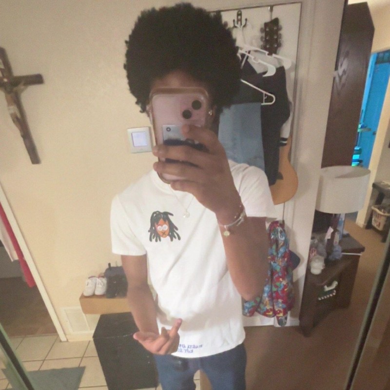 FxkChr!S (@michael_j8338) | Snapchat Stories, Spotlight & Lenses