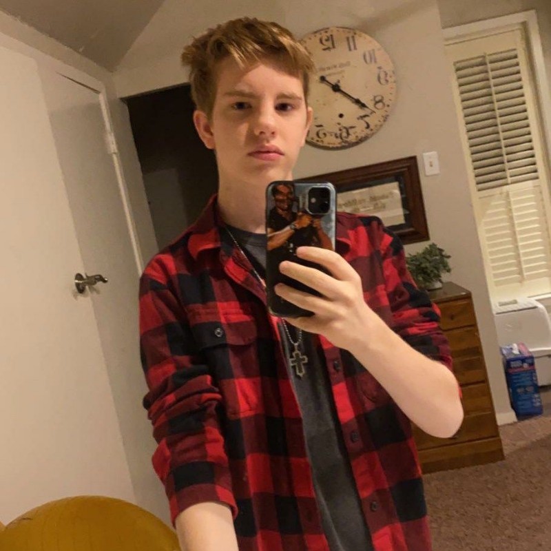 Michael Gary (@michaeldgary) | Snapchat Stories, Spotlight & Lenses