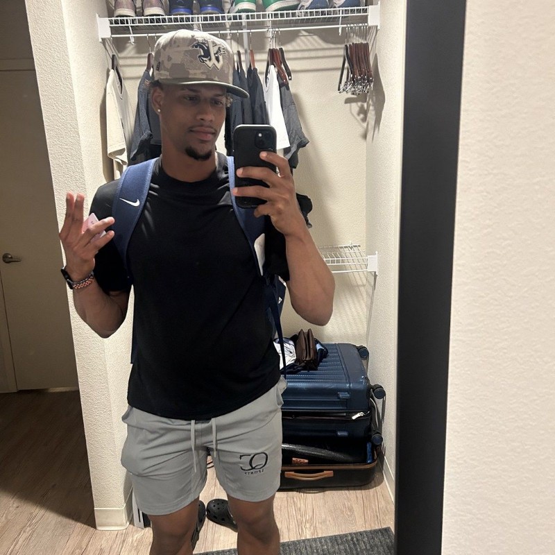 Michael Martinez (@michaelmz11) | Snapchat Stories, Spotlight & Lenses