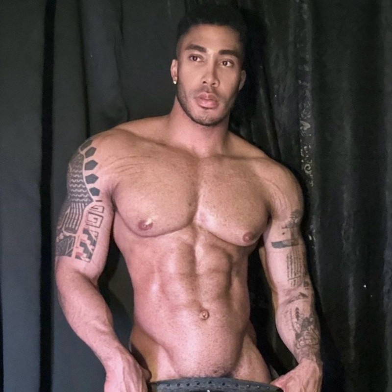 Michael Privius (@michaelprivius1) | Snapchat Stories, Spotlight & Lenses