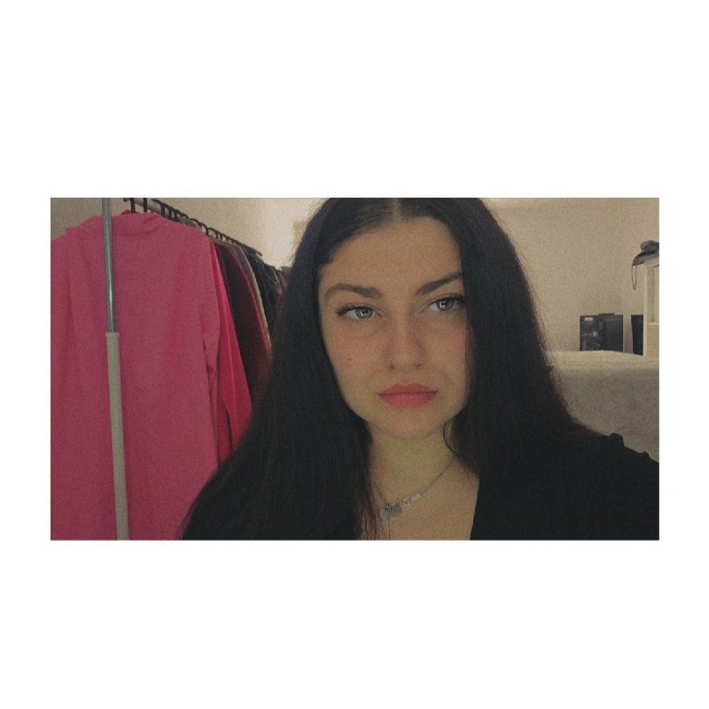 michelle🕊 (@michelle_rl12) | Snapchat Stories, Spotlight & Lenses