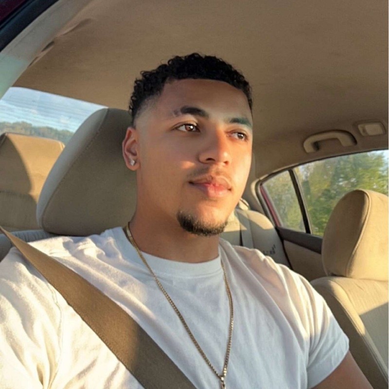 Michael Quinn (@micquinn01) | Snapchat Stories, Spotlight & Lenses