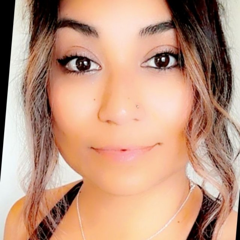 AD (@midwestchick_kc) | Snapchat Stories, Spotlight & Lenses