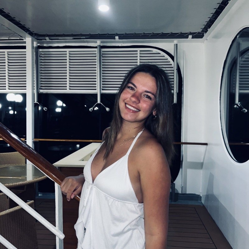 Mienke (@mienkssaayman) | Snapchat Stories, Spotlight & Lenses