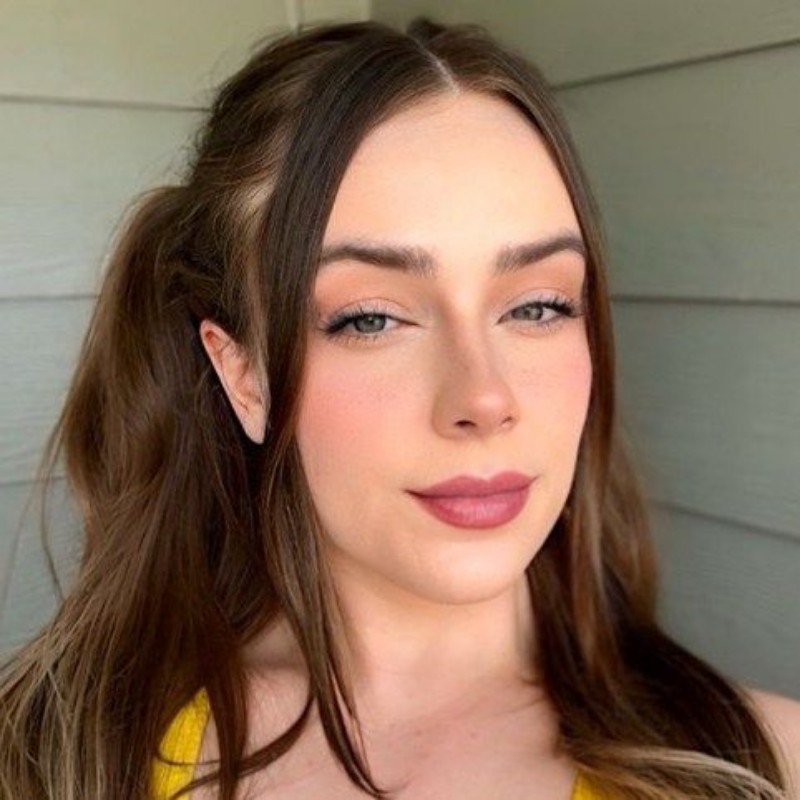 Mikaela (@mikaela.whitted) | Snapchat Stories, Spotlight & Lenses