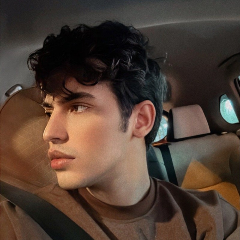 mike_goldenboy (@mike_goldenboy) | Snapchat Stories, Spotlight & Lenses