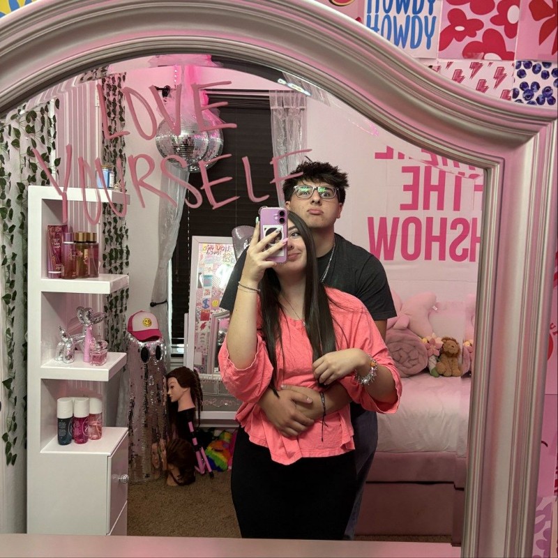 mikelyn morgan (@mikelynmorgan) | Snapchat Stories, Spotlight & Lenses