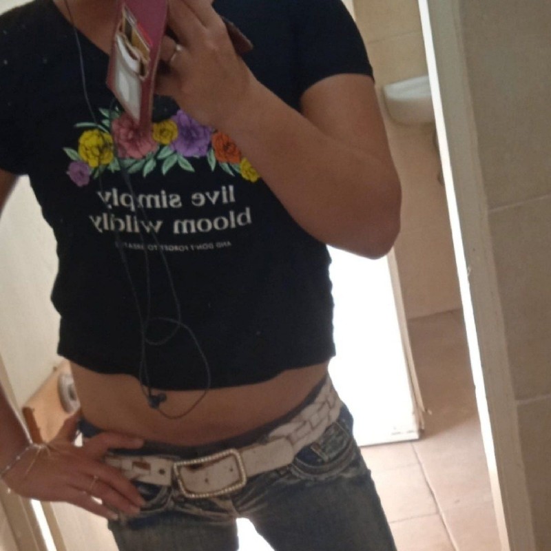 Miki Paz (@miki_paz25) | Snapchat Stories, Spotlight & Lenses