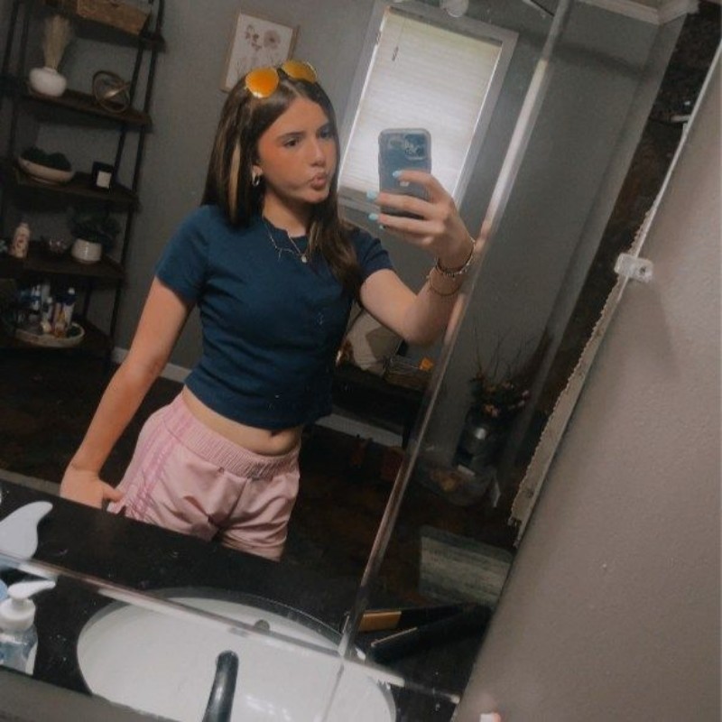Mila Kate 🌺 (@milakate_guin) | Snapchat Stories, Spotlight & Lenses