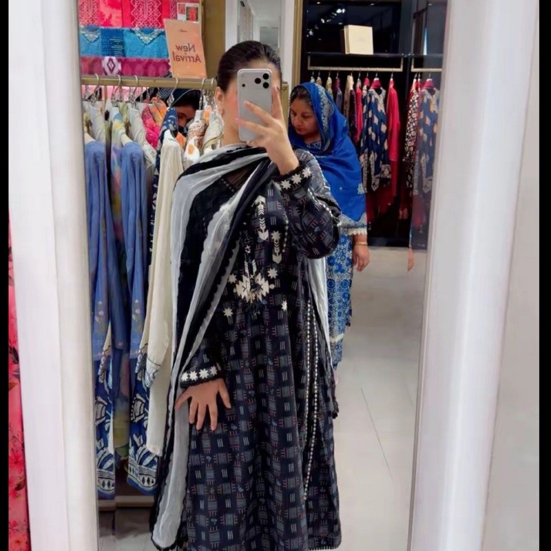 مریم 🌝 (@mimi-98717) | Snapchat Stories, Spotlight & Lenses