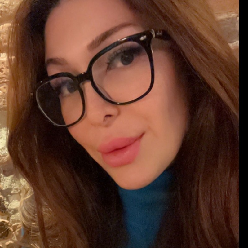 Mimi Essa (@mimi.essa8) | Snapchat Stories, Spotlight & Lenses