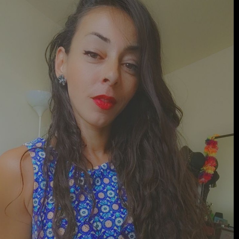 Mimi (@mimihattabi) | Snapchat Stories, Spotlight & Lenses
