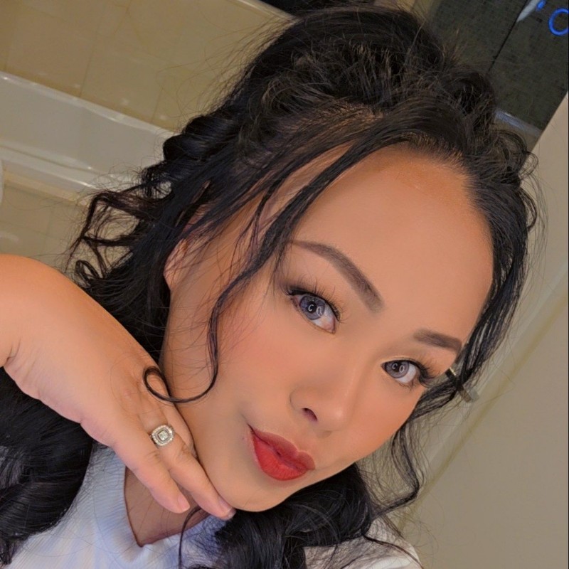 Mina Vang (@minafaceonly) | Snapchat Stories, Spotlight & Lenses