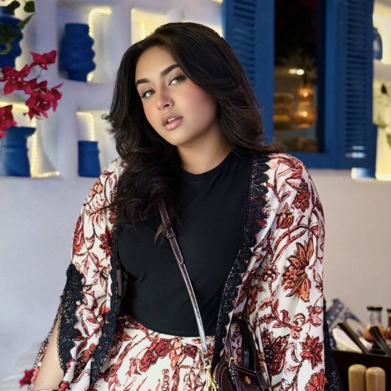 Minahil (@minahil_727) | Snapchat Stories, Spotlight & Lenses