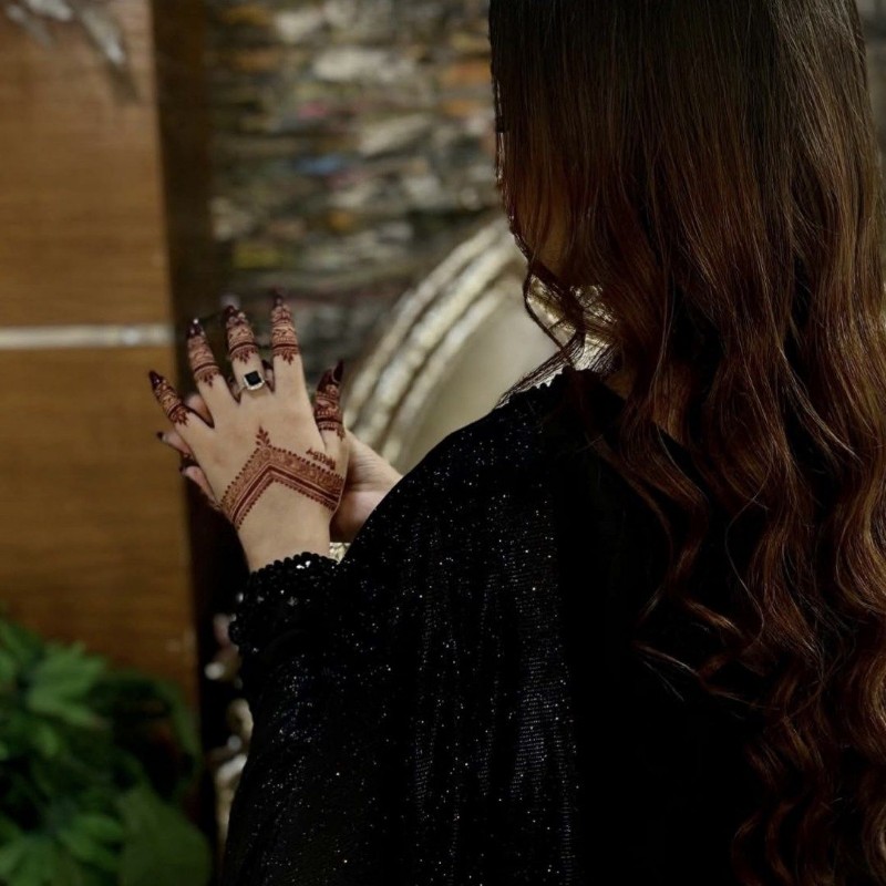 Minahil._.butt (@minahilbutt30) | Snapchat Stories, Spotlight & Lenses