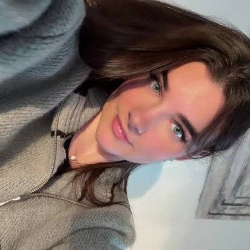 Mira (@mira_bethh) | Snapchat Stories, Spotlight & Lenses