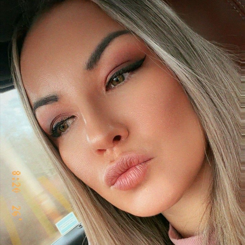 Miss. Kennedy (@miss-smiles) | Snapchat Stories, Spotlight & Lenses