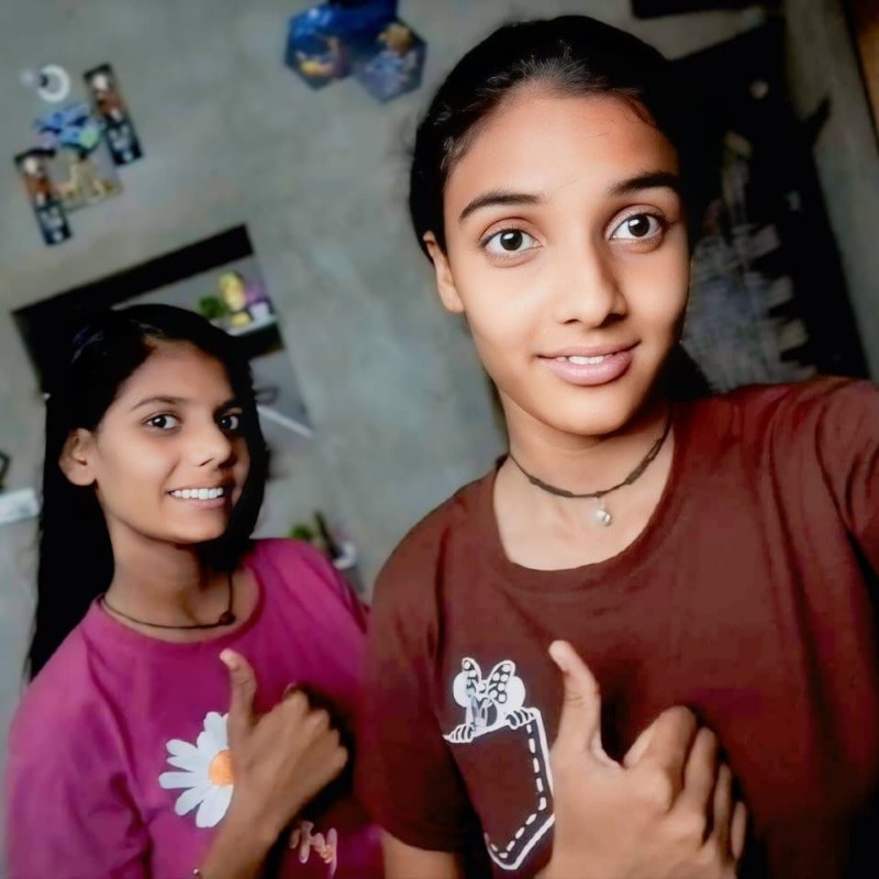 Miss Manu Miss Tanu (@missmanumisstan) | Snapchat Stories, Spotlight ...