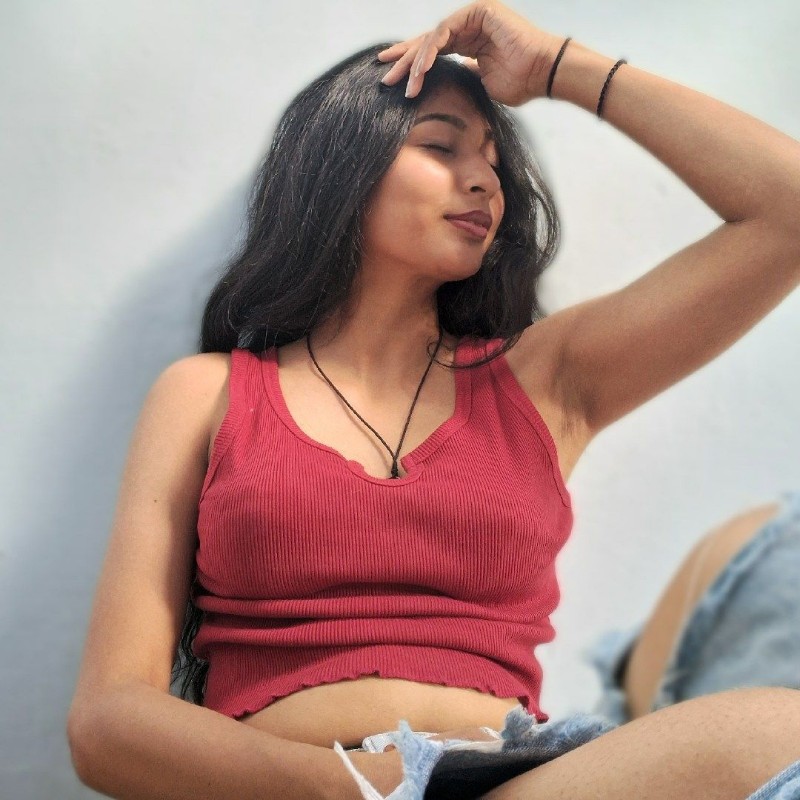 Harshita Mathur (@missmathur06) | Snapchat Stories, Spotlight & Lenses