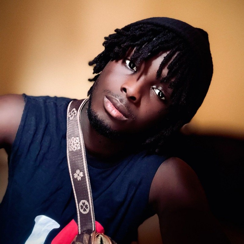 Mamadou Mbandy Thiam (@mmbandythiam) | Snapchat Stories, Spotlight & Lenses