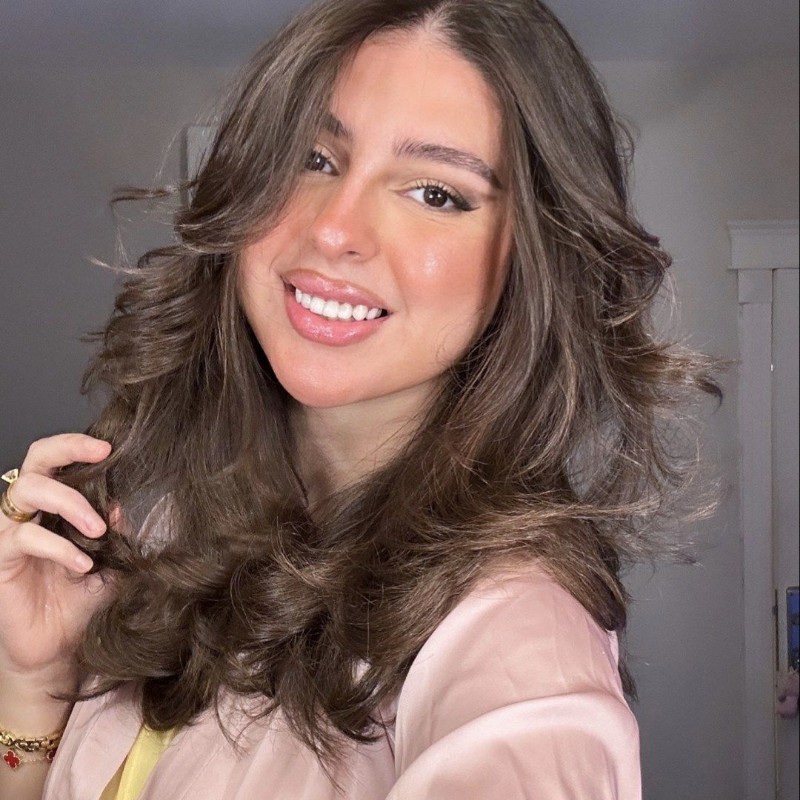 دُنيا ‏𝒟ℴ 𝓁 𝒾 🕯️ (@model_donia2710) | Snapchat Stories, Spotlight & Lenses