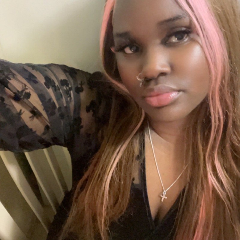 Monaé (Tee)(@monae_monae1) | เรื่องราว Snapchat ตลอดจน Spotlight และเลนส์