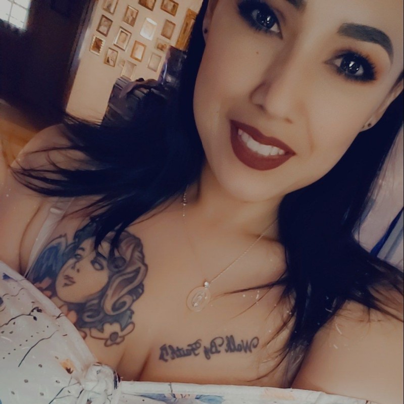 Monica (@monica_lira) | Snapchat Stories, Spotlight & Lenses