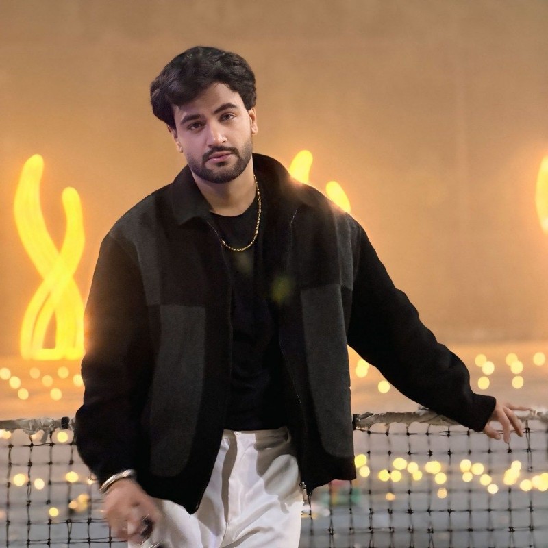 Monish Tailor (@monish_tailor) | Snapchat Stories, Spotlight & Lenses