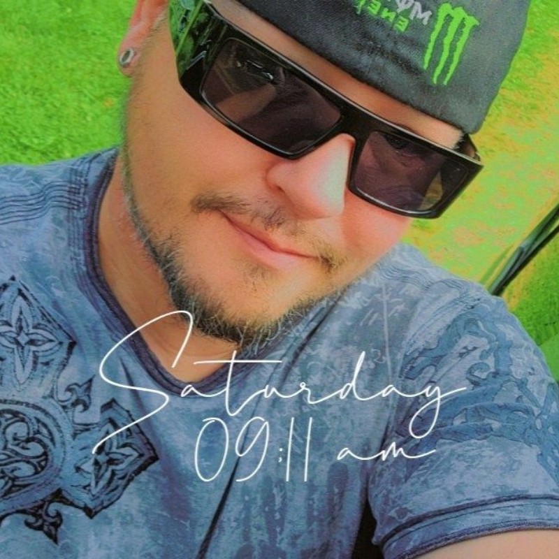 Jeremy (@monstergm) | Snapchat Stories, Spotlight & Lenses