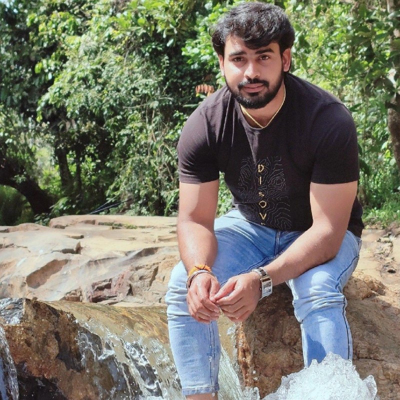 Monster Manu Gowda (@monstermanug) | Snapchat Stories, Spotlight & Lenses