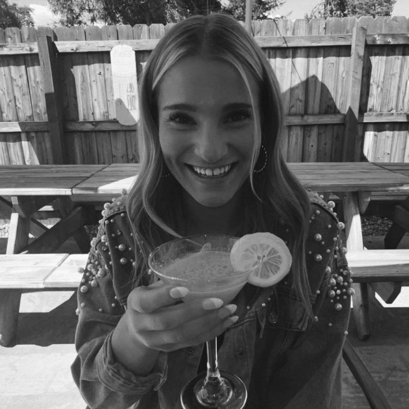 morgan lyons :) (@morganlyonns) | Snapchat Stories, Spotlight & Lenses