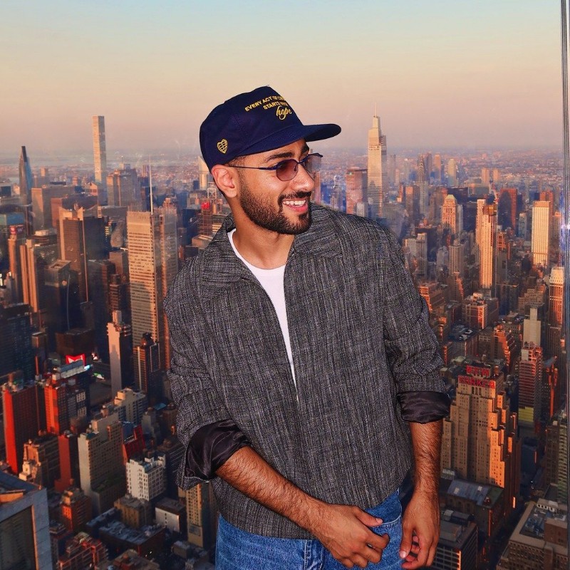 مصعب المالكي | Mosab (@mosab_almalki) | القصص ومنصّة "الأضواء" وعدسات Lens في سناب شات