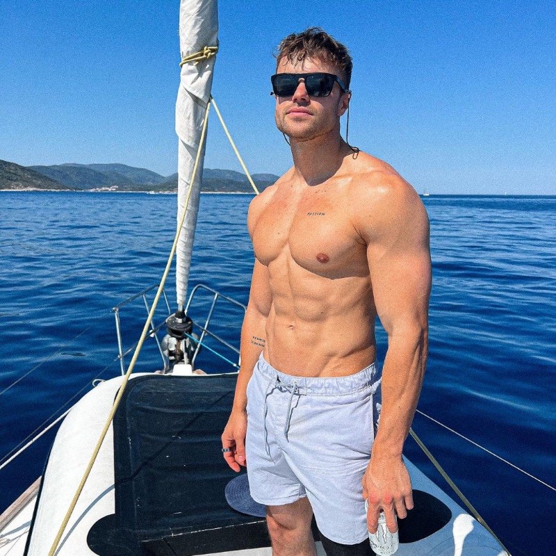 Mo Samuels (@mosamuels) | Snapchat Stories, Spotlight & Lenses