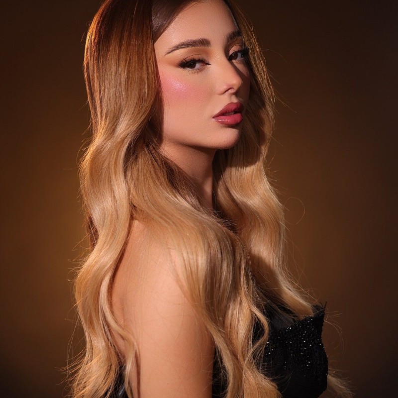 Mouna Limam Officiel 👑🌙 (@mouna_limam16) | Snapchat Stories, Spotlight ...