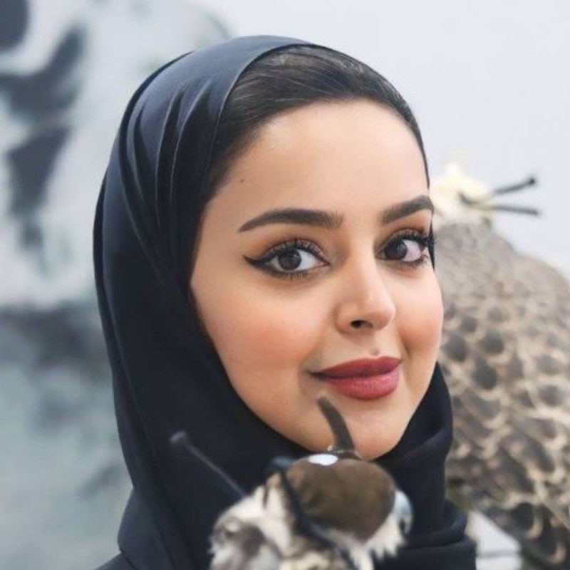 Mouza | ₊⁺ مـوزا (@mouza.md) | Snapchat Stories, Spotlight & Lenses