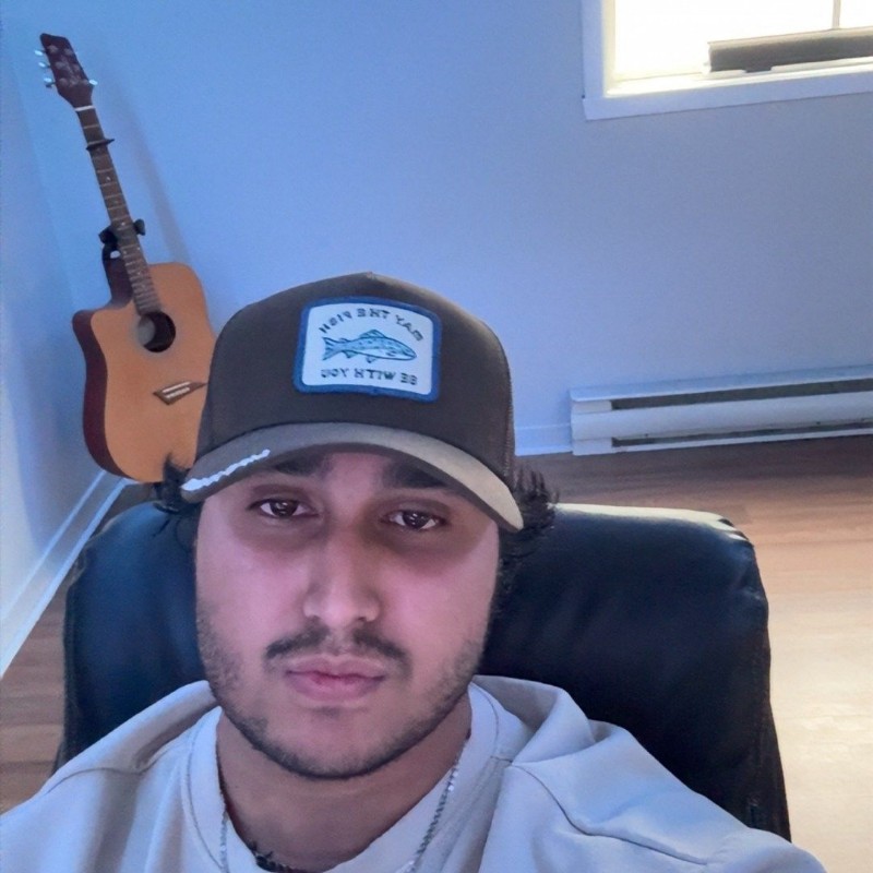 Tremblay🤝🏽 (@mr.benz) | Snapchat Stories, Spotlight & Lenses
