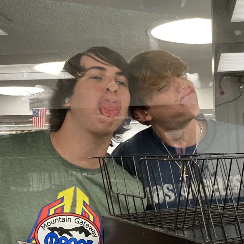 Aiden Mclean (@mr.cleanscousin) | Snapchat Stories, Spotlight & Lenses