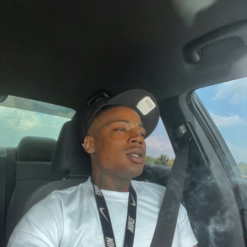 Moses Gallow (@mr.officialcash) | Snapchat Stories, Spotlight & Lenses