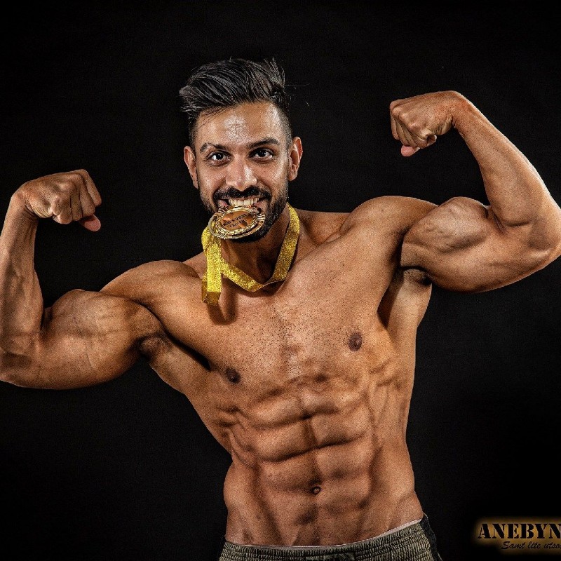 Ifbb_10_pack (@mr10pack) | Snapchat Stories, Spotlight & Lenses